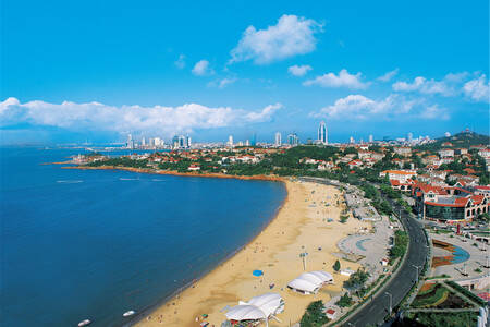Qingdaqo Bathing beach to reopen