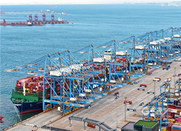 Qingdao Port kicks off 2026 with new shipping routes, boosting global ...